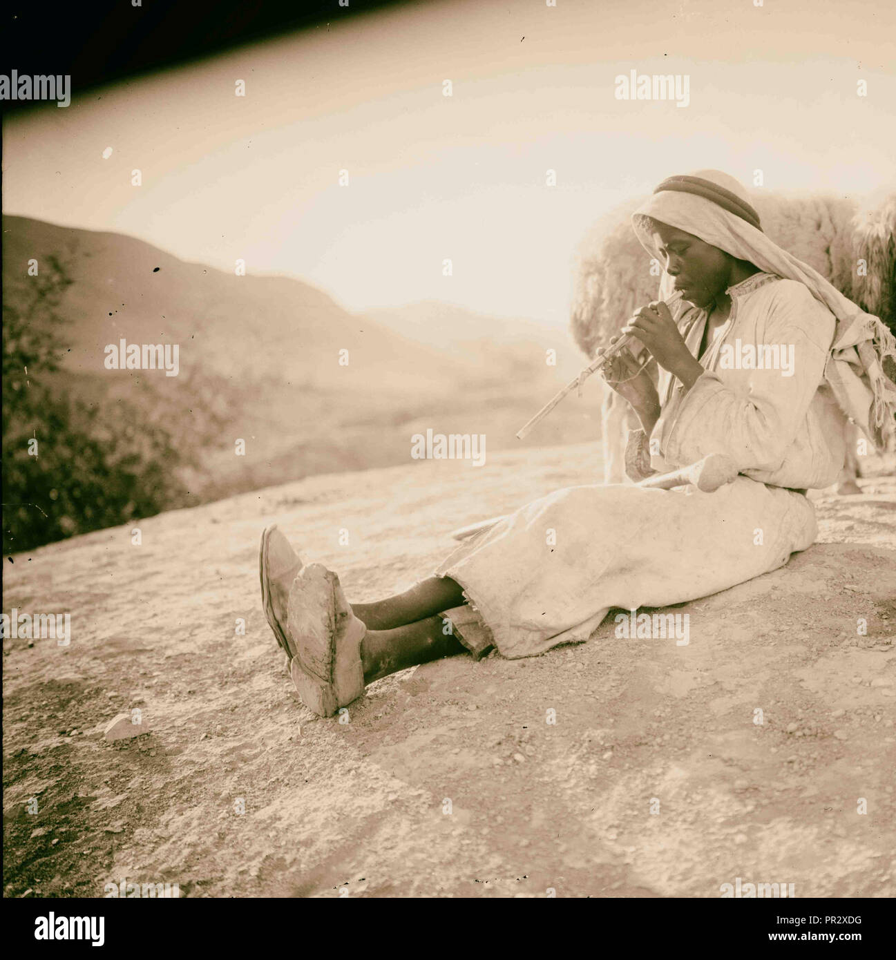 Shepherd flute hi-res stock photography and images - Alamy