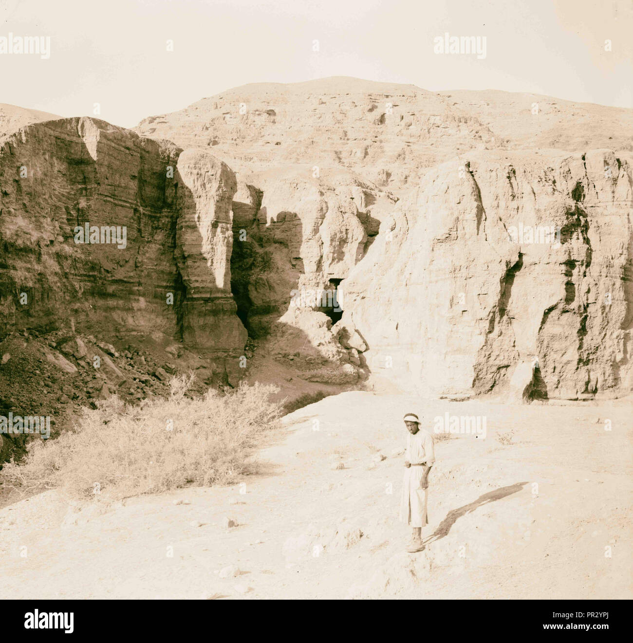 Earthquake rift hi-res stock photography and images - Alamy