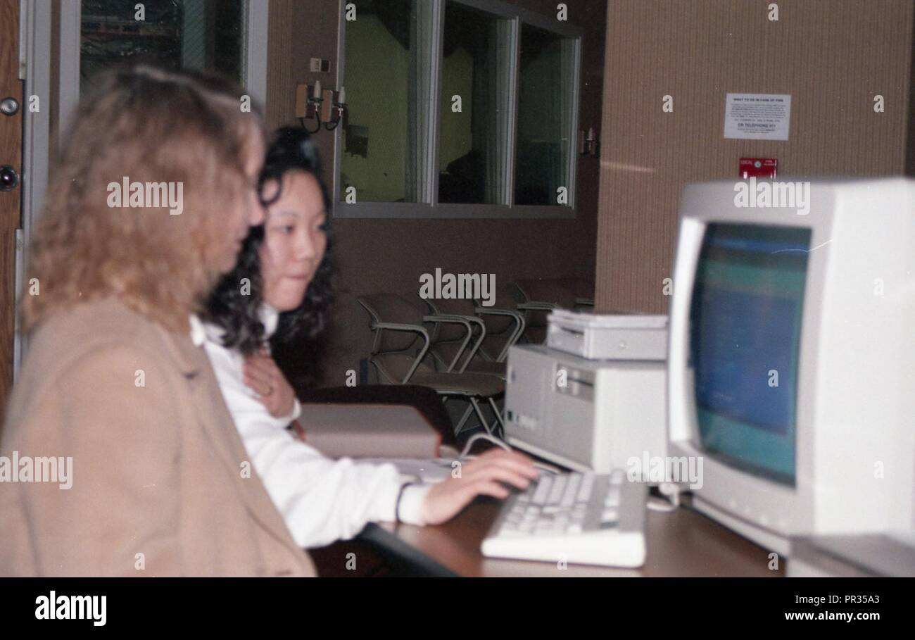 Miscellaneous photos of people training - Workshop Stock Photo - Alamy