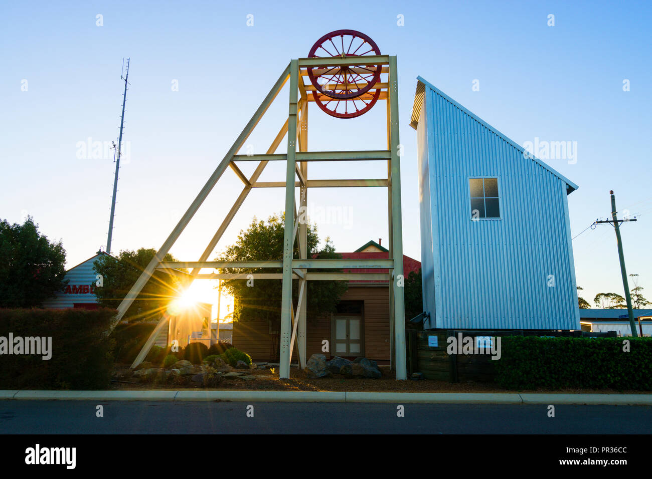 Headframe celebrating mining past in main street, Westonia Western ...