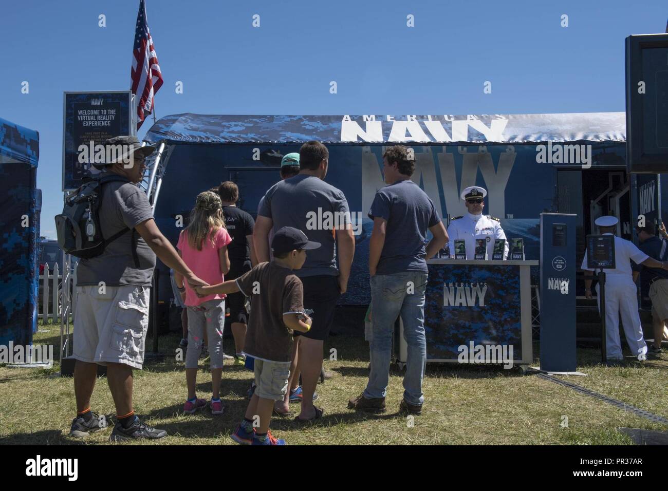 John mccauley military service hi-res stock photography and images - Alamy
