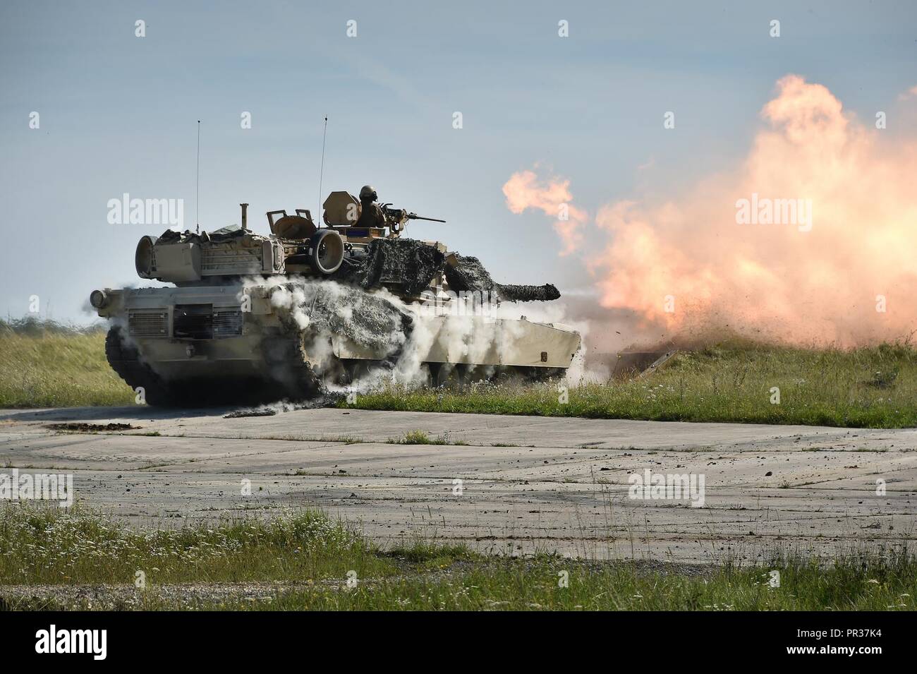 U.S. Soldiers with Aggressor Company, 1st Battalion, 68th Armor ...