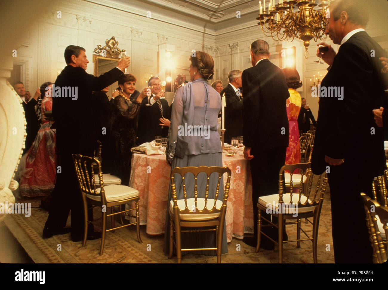 1981 ronald reagan hi-res stock photography and images - Alamy