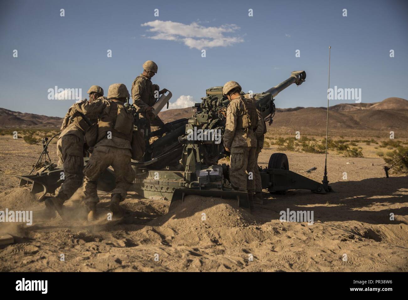 U.S. Marines with Fox Battery, 2nd Battalion, 11th Marine Regiment ...