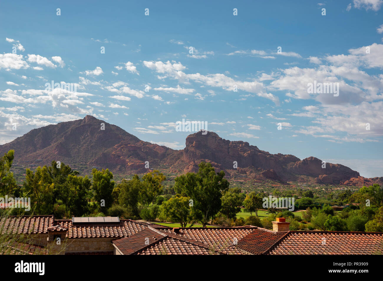 Camelback mountain phoenix arizona hi-res stock photography and images ...
