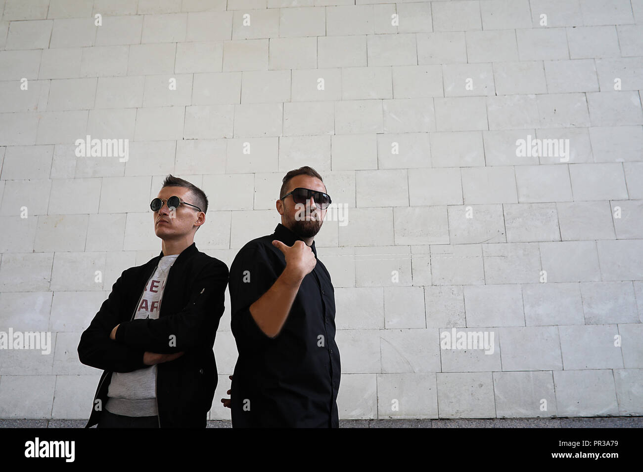 Two men in sunglasses Stock Photo - Alamy
