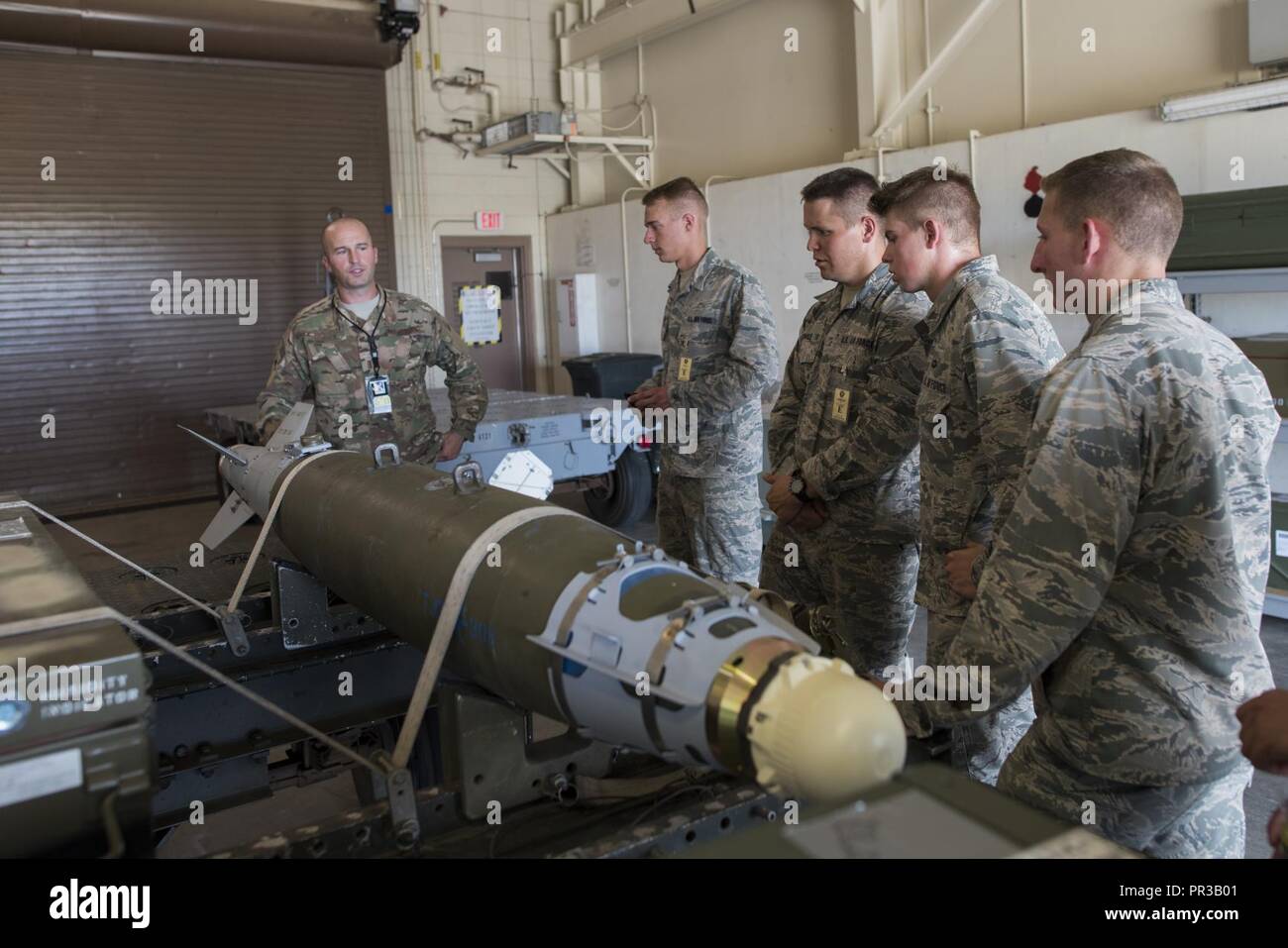 27th special operations maintenance squadron hi-res stock photography ...