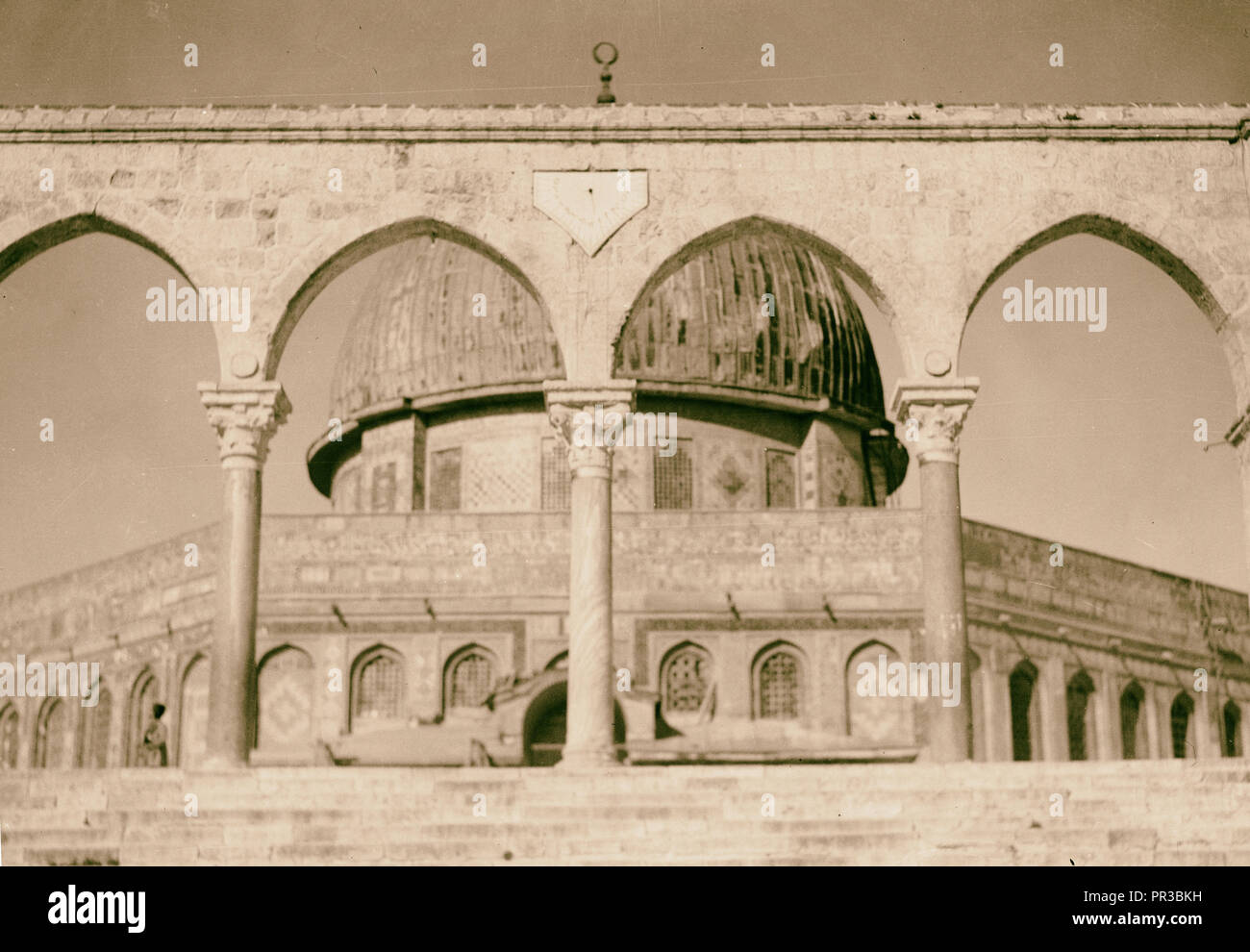 Dial arch hi-res stock photography and images - Alamy