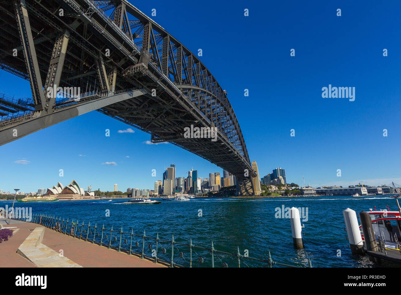 Sydney Harbour Bridge and Sydney Harbour seen from Milsons Point Stock ...