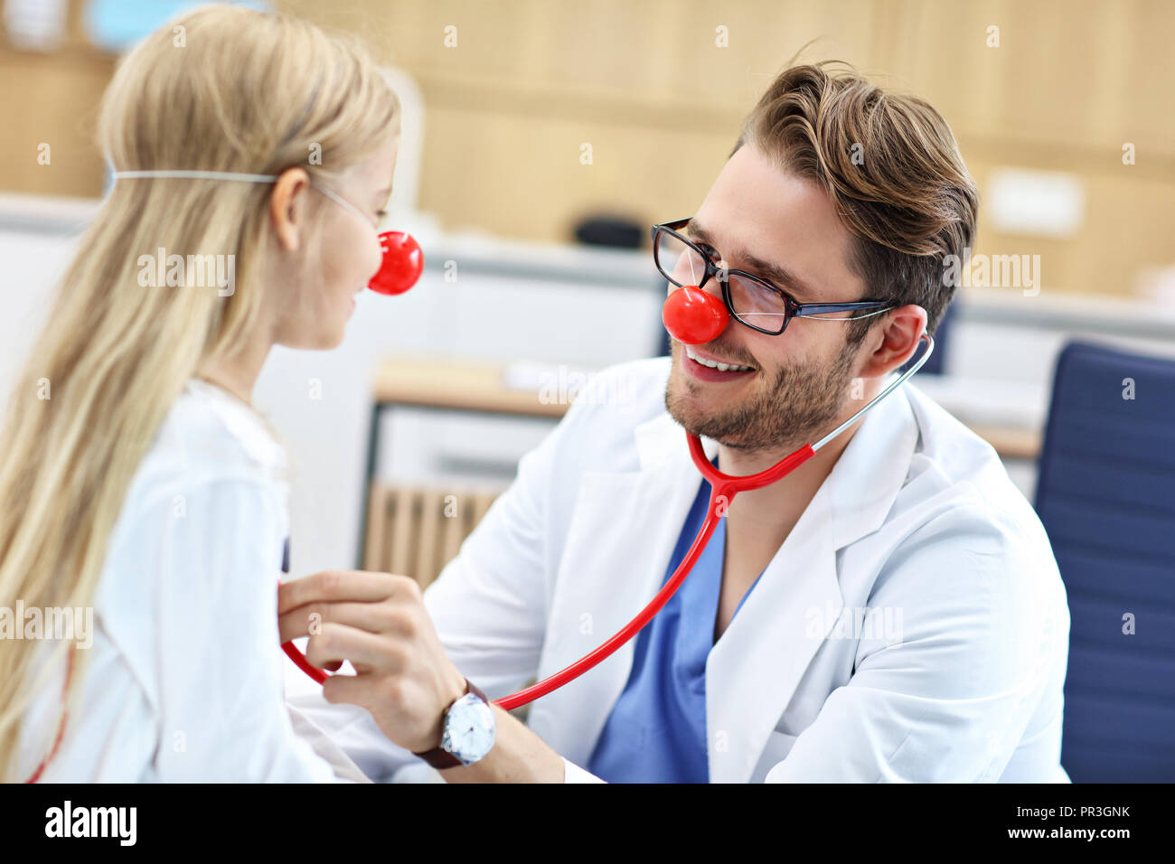Girl having medical examination hi-res stock photography and images - Alamy