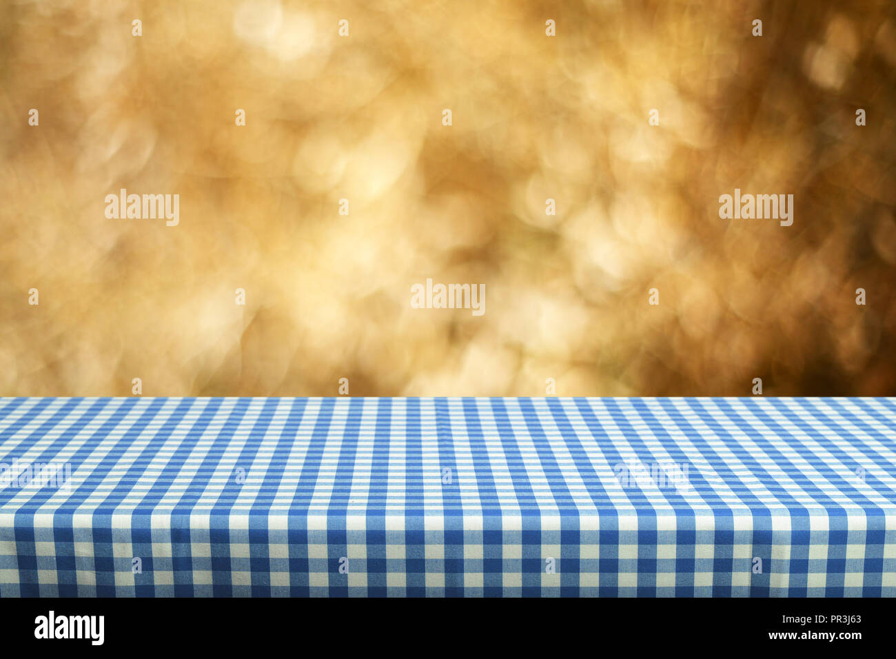 Empty table background Stock Photo - Alamy
