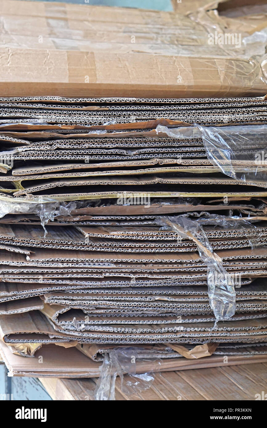 Used carton hi-res stock photography and images - Alamy