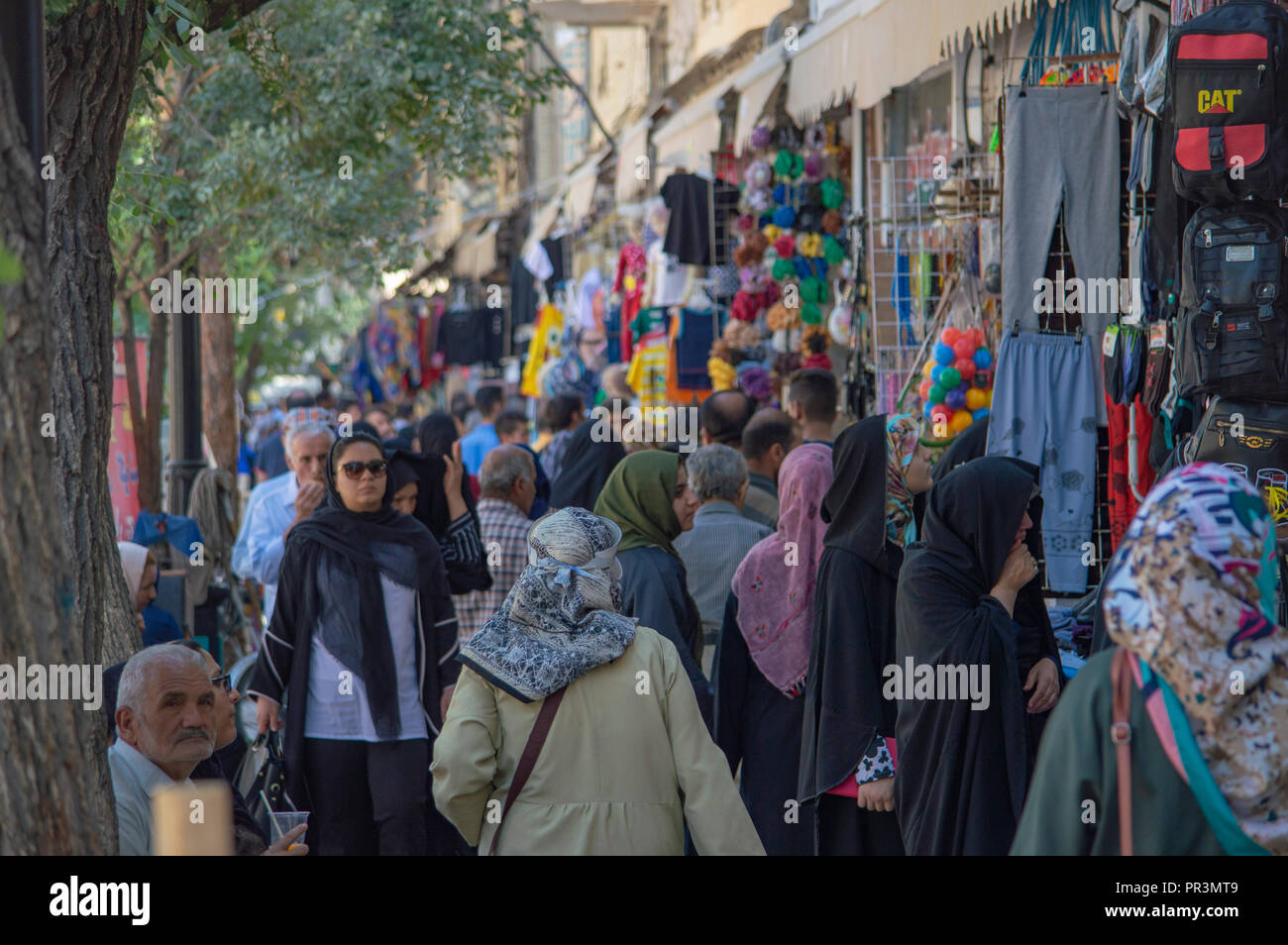 Iran Shiraz Iranian Women High Resolution Stock Photography and Images ...