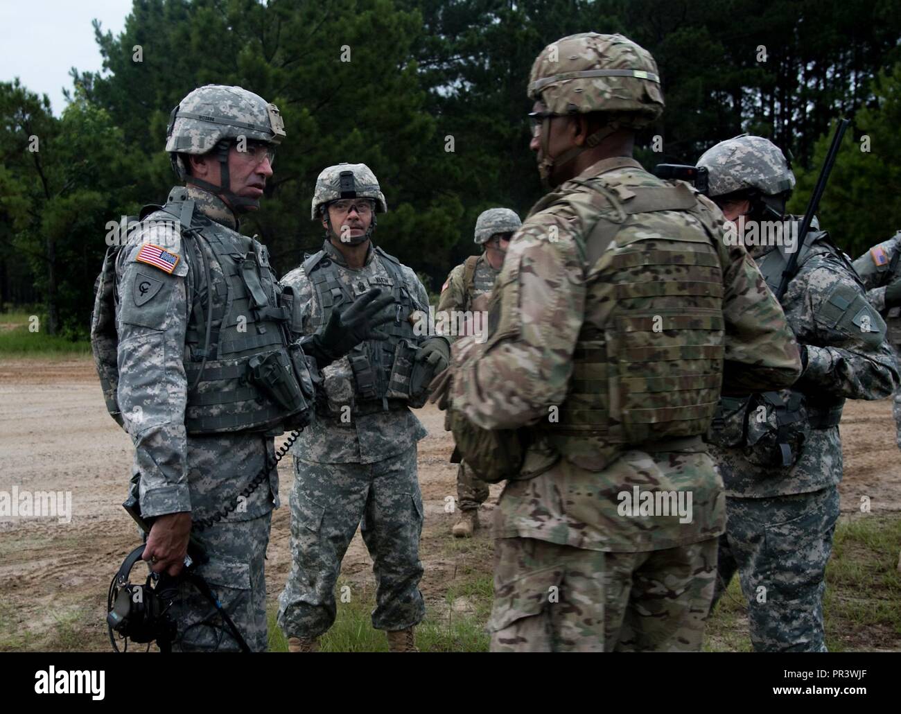 Maj gen david wood 38th hi-res stock photography and images - Alamy
