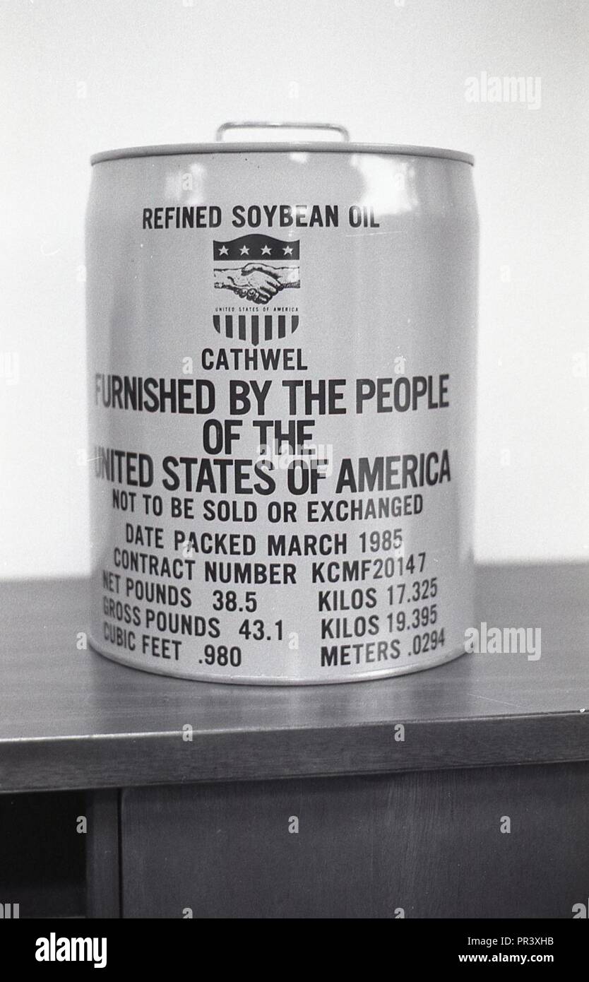 Photo of a can Stock Photo - Alamy
