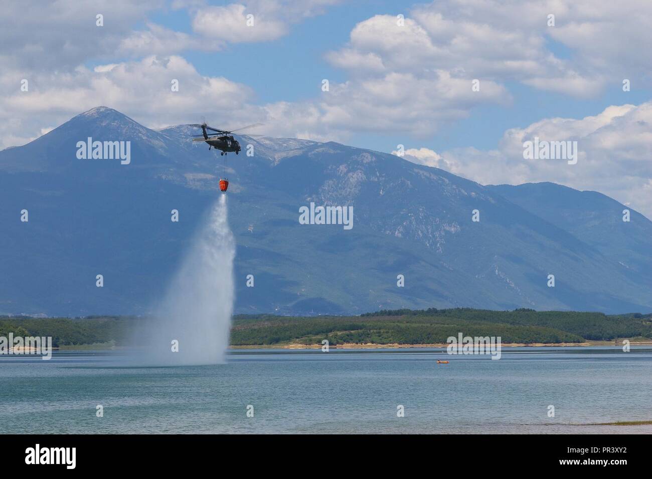 Pilots and crewmembers of 1st Battalion, 185th Aviation Regiment out of ...