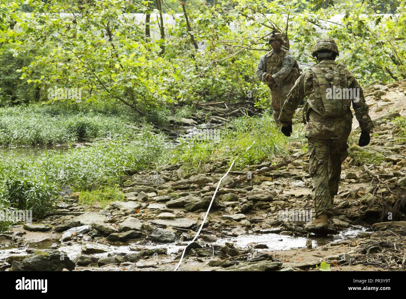 U.S. Army Soldiers assigned to the 65th Brigade Engineer Battalion ...