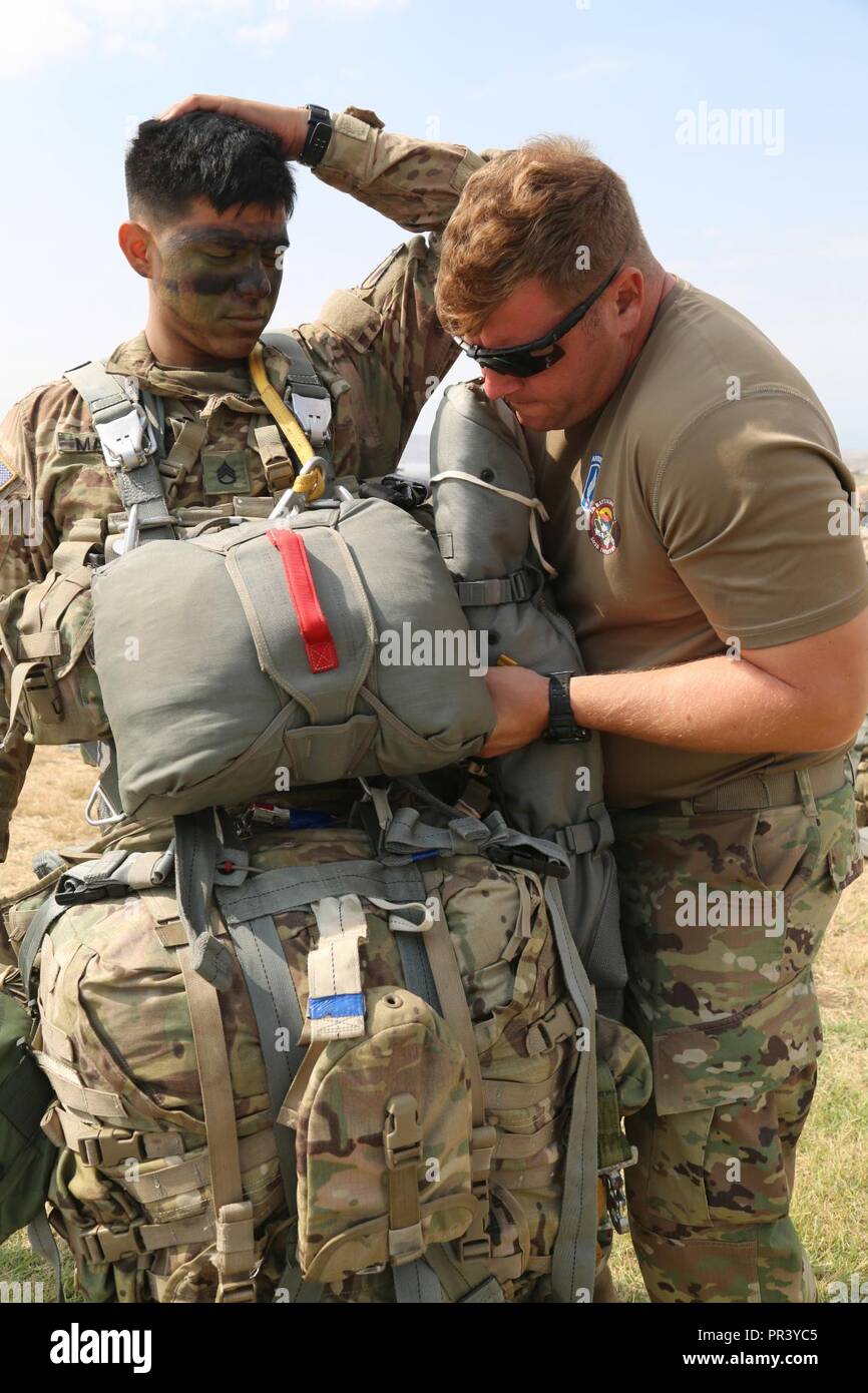 U s army jumpmaster staff sgt hi-res stock photography and images - Alamy