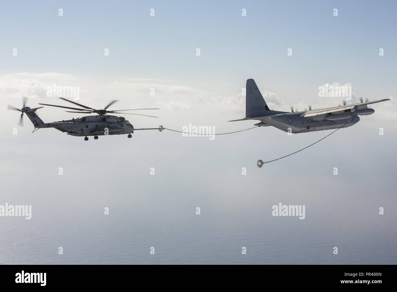 A CH-53 Super Stallion with Marine Heavy Helicopter Squadron (HMH) 462 ...