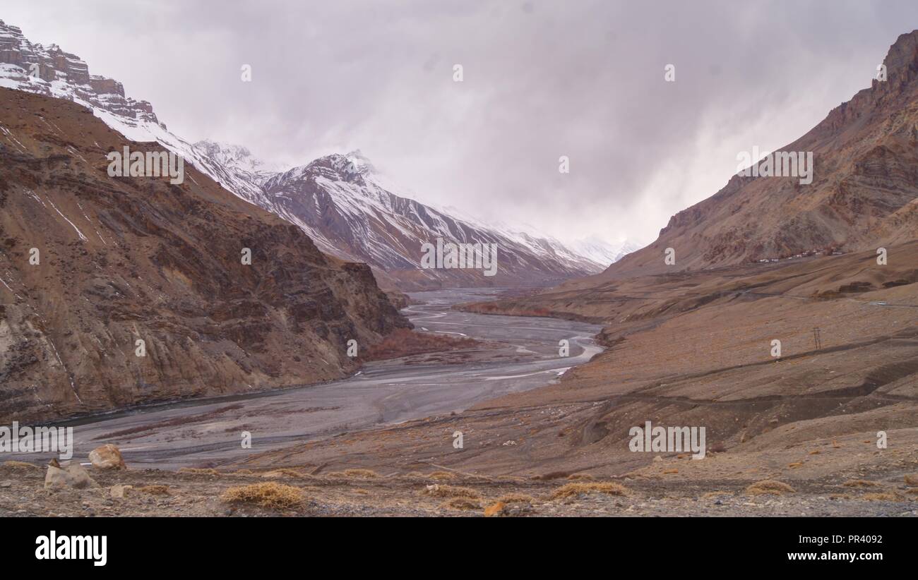 Spiti remote hi-res stock photography and images - Alamy