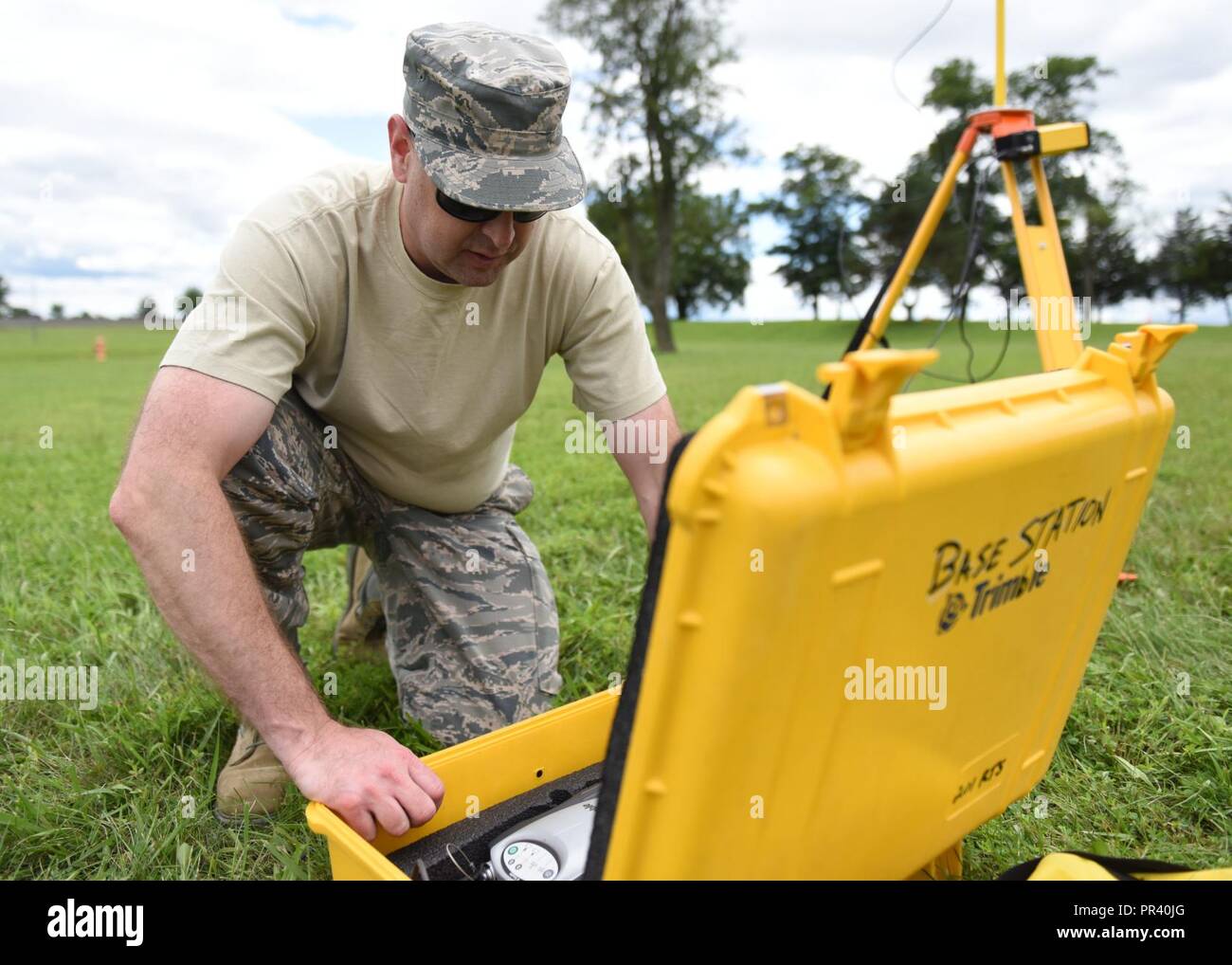 Gps surveys hi-res stock photography and images - Alamy