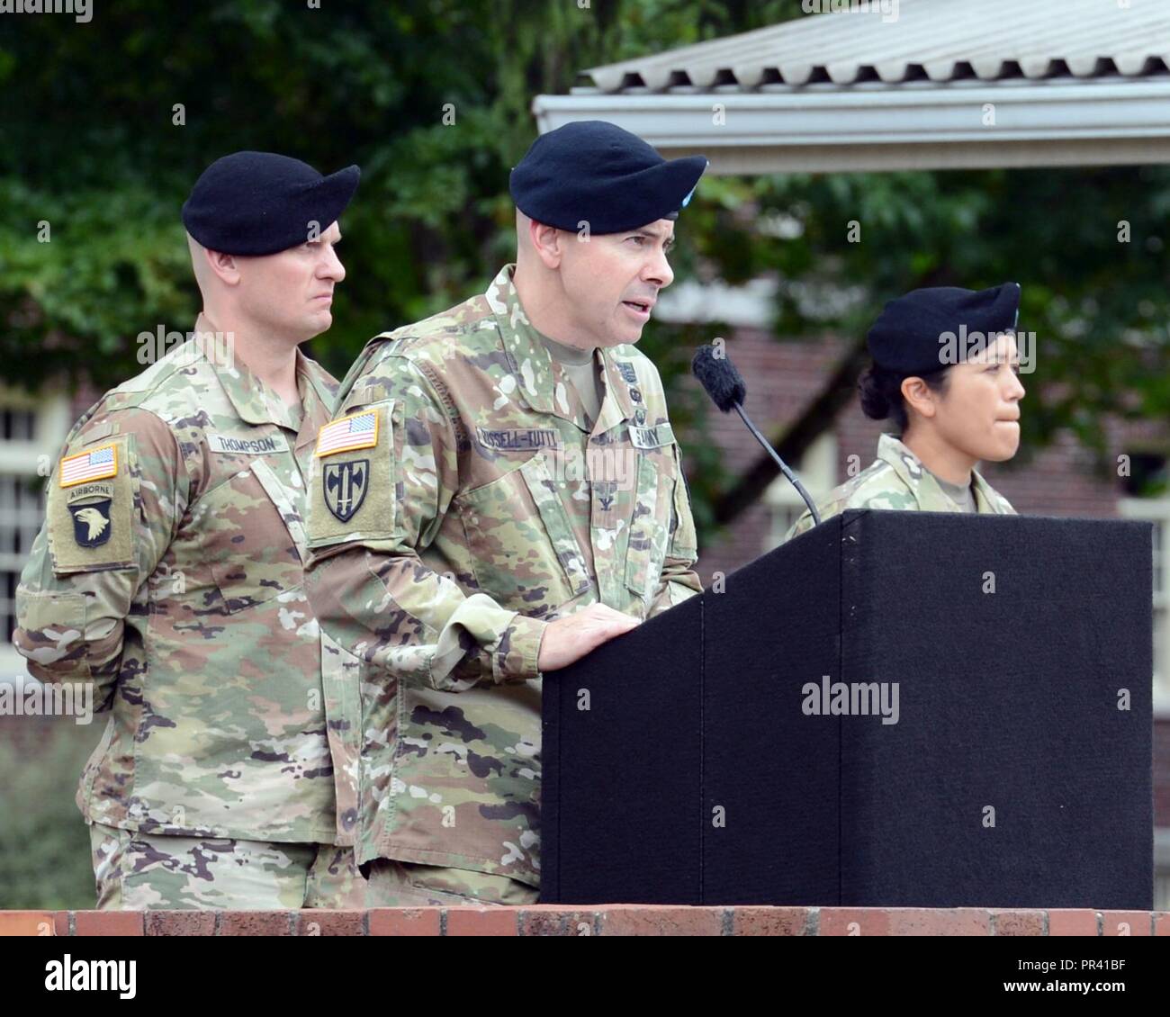 504th military police battalion hi-res stock photography and images - Alamy
