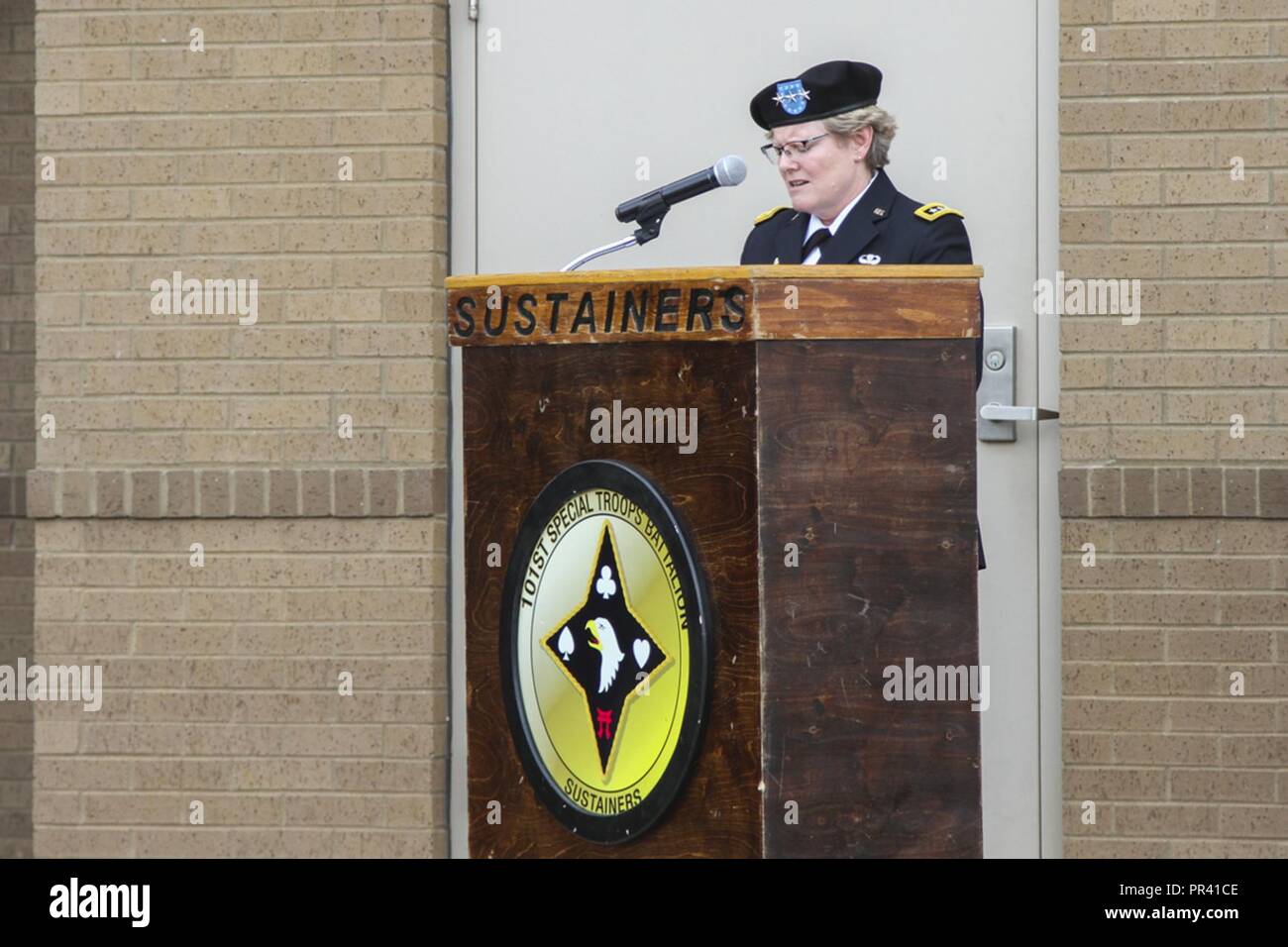 Us army finance office hi-res stock photography and images - Alamy