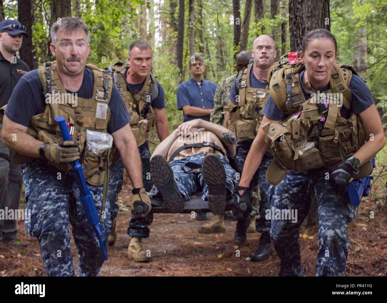 Navy tactical trauma center hi-res stock photography and images - Alamy