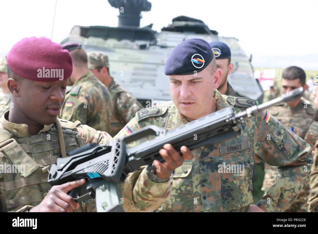 G36 british hi-res stock photography and images - Alamy