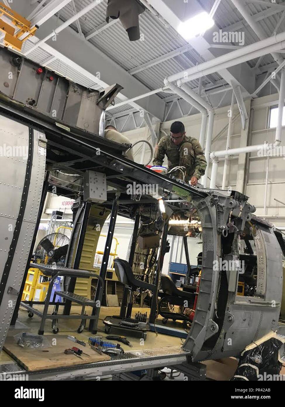 Theater aviation sustainment maintenance group hi-res stock photography ...