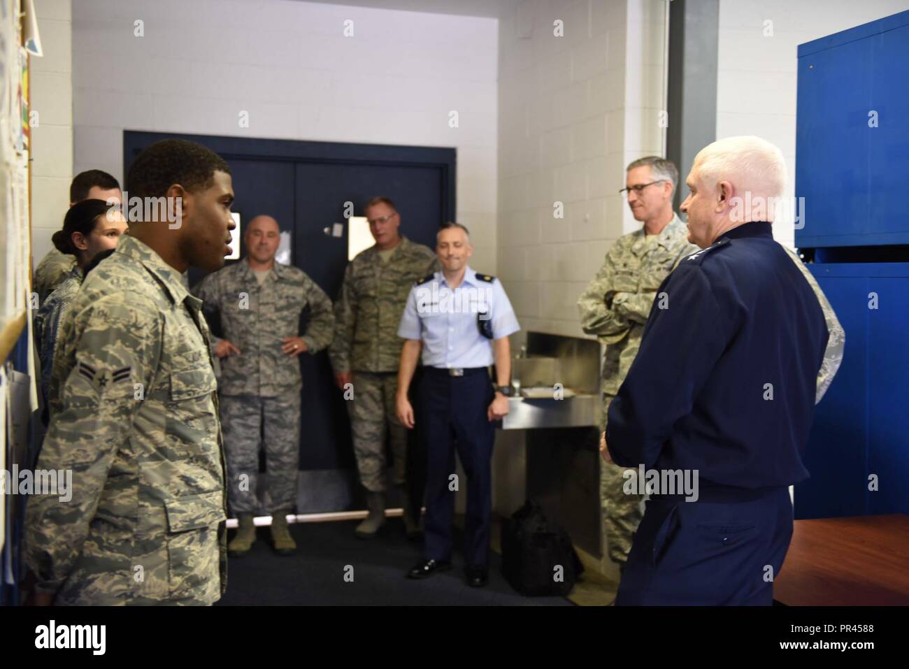 126th arw hi-res stock photography and images - Alamy