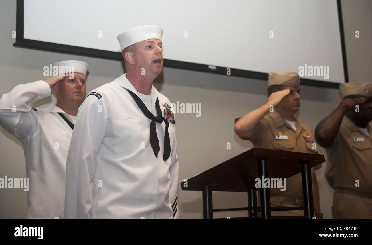 MILLINGTON, Tenn. (Sep. 11, 2018) Sailors and civilians aboard Naval ...