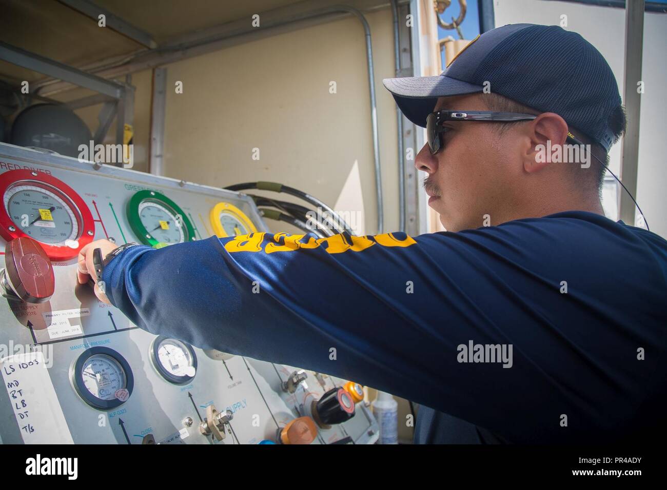 Diver control console hi-res stock photography and images - Alamy