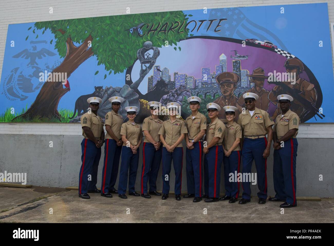 Marine corps mural hi-res stock photography and images - Alamy