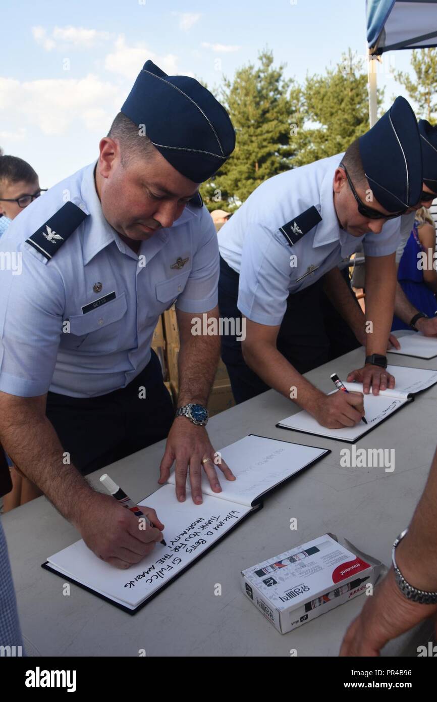 U.S. Air Force Col. William Betts, 51st Fighter Wing Commander, left ...