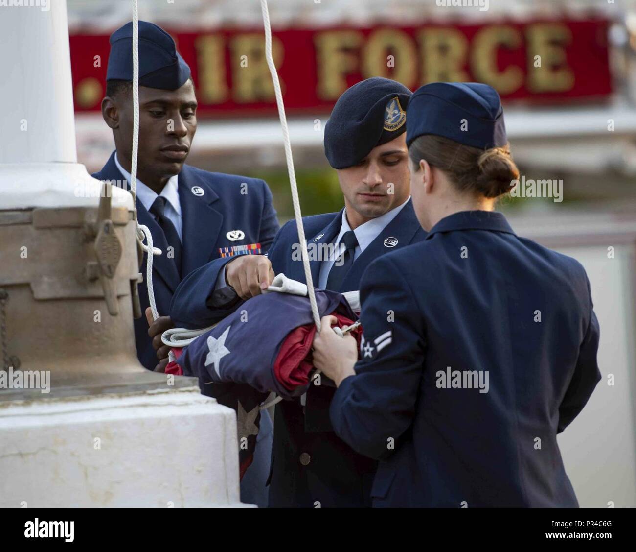 9 11 memorial ceremony school hi-res stock photography and images - Alamy