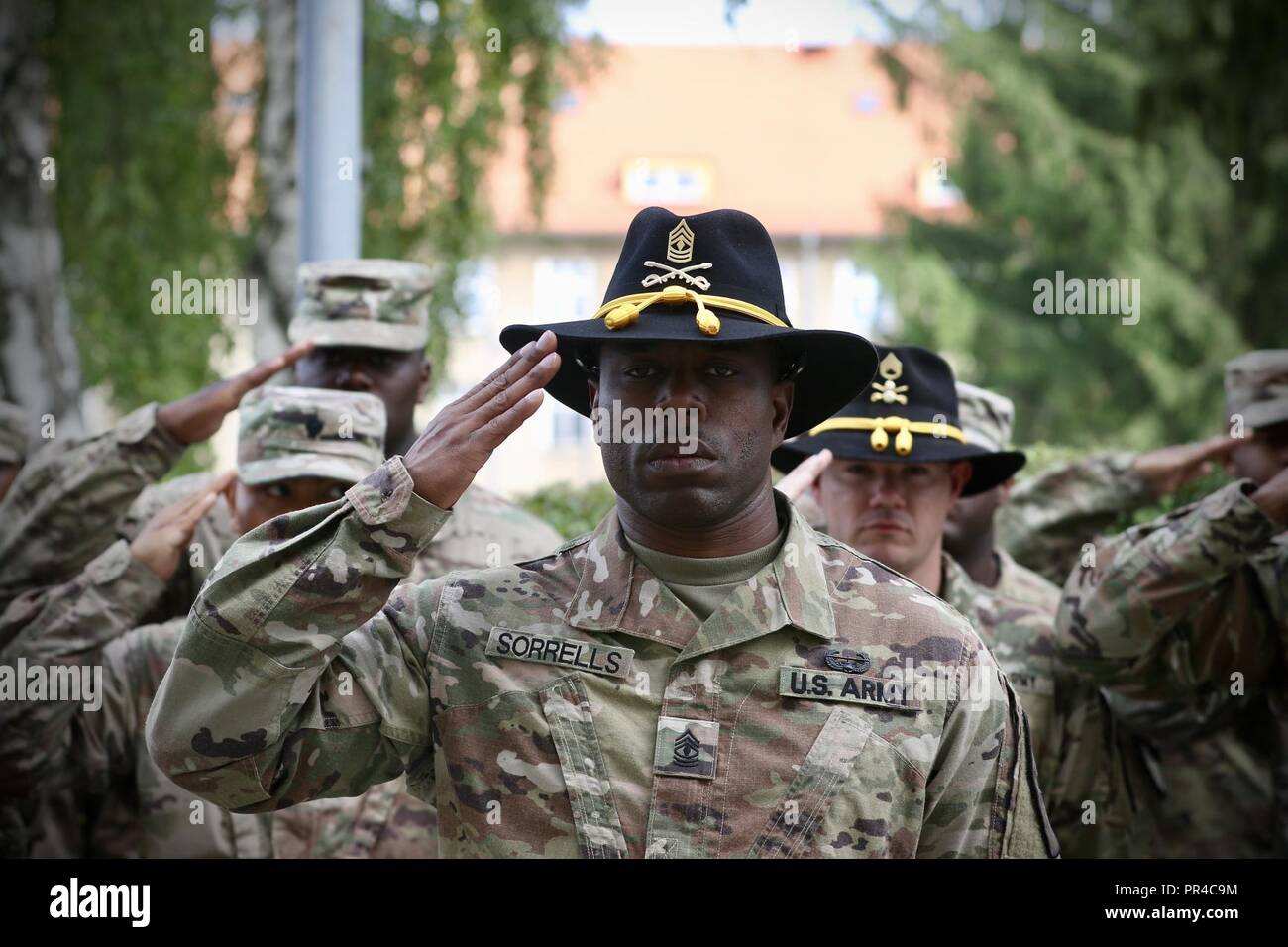 U.S. Soldiers assigned to the 91st Brigade Engineer Battalion, 1st ...