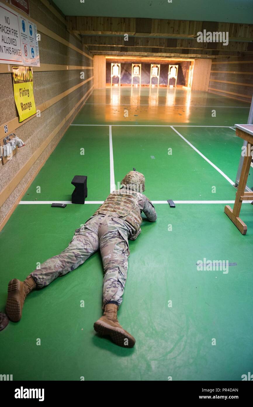25 meter indoor range hi-res stock photography and images - Alamy