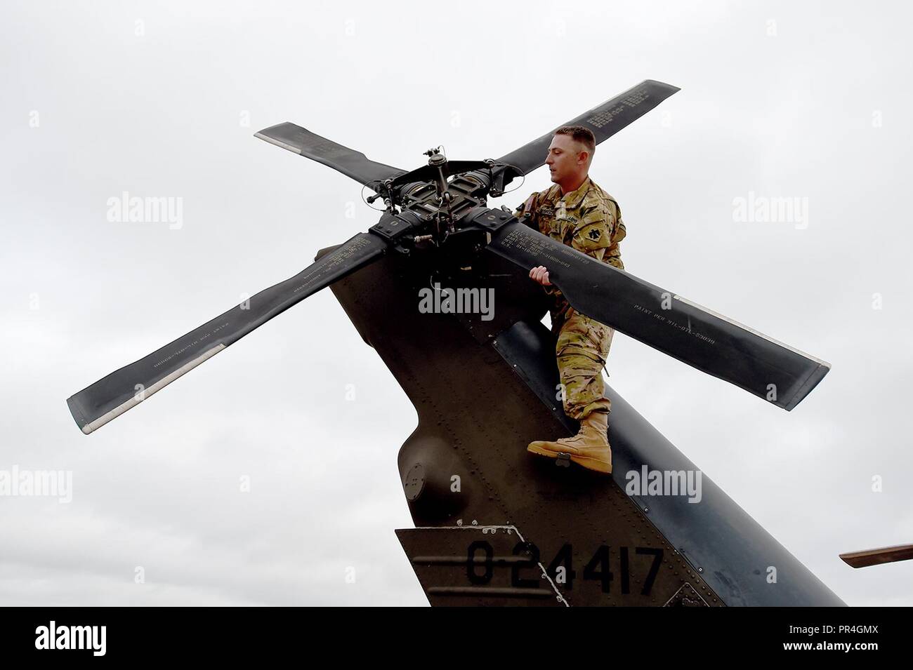 Robinson helicopter company hi-res stock photography and images - Alamy