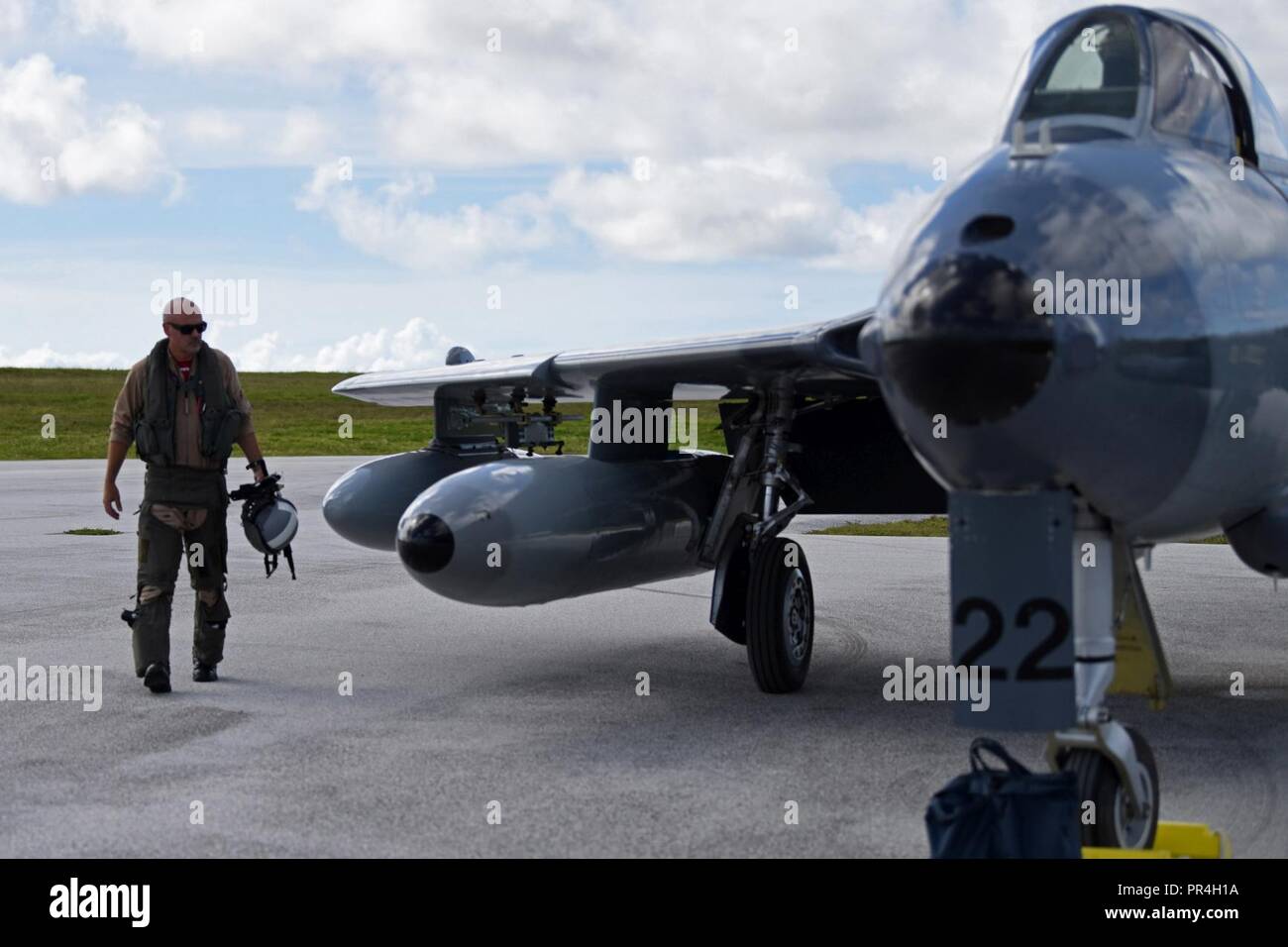 Pilot Scott Reinhard, Airborne Tactical Advantage Compnay (ATAC ...