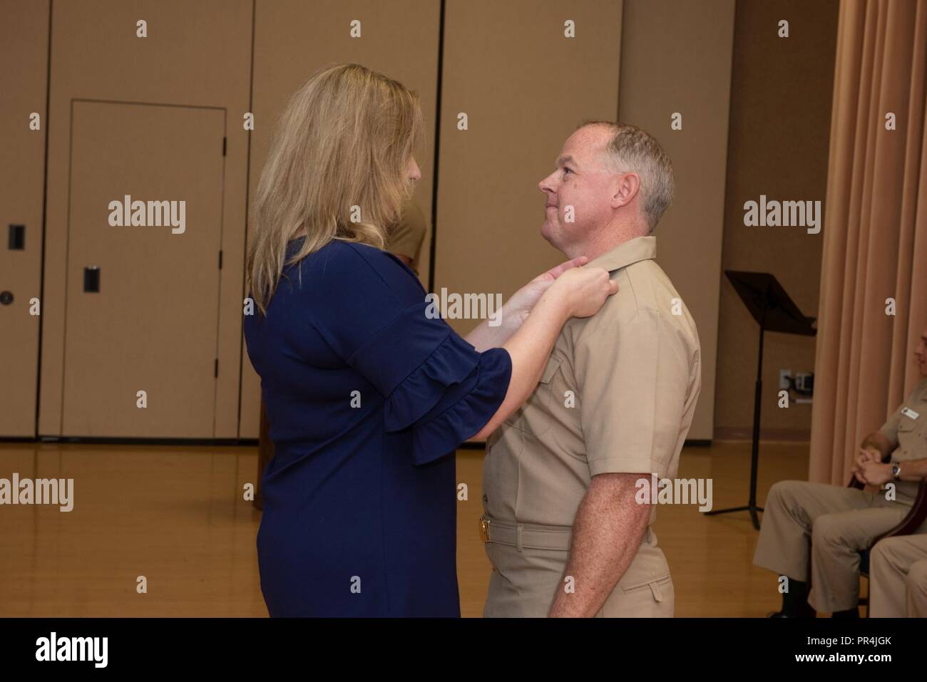 WASHINGTON (Sept. 14, 2018) Chief Musician J. David Sigmon receives his ...