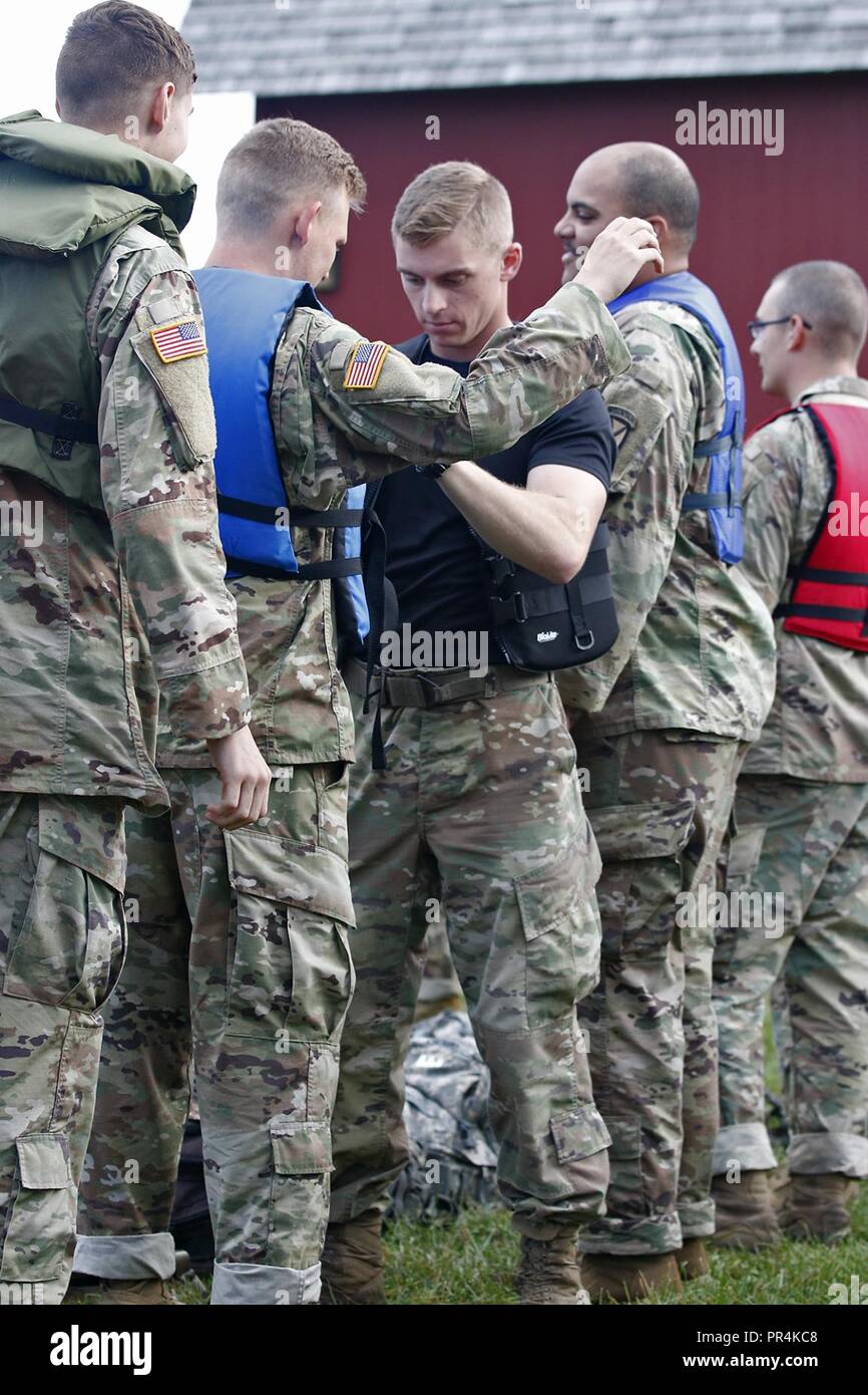 Soldiers of the 41st Engineer Battalion, 2nd Brigade Combat Team, 10th ...