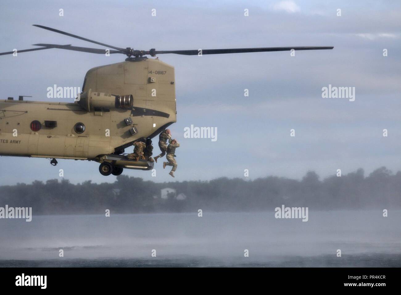 Soldiers of the 41st Engineer Battalion, 2nd Brigade Combat Team, 10th ...