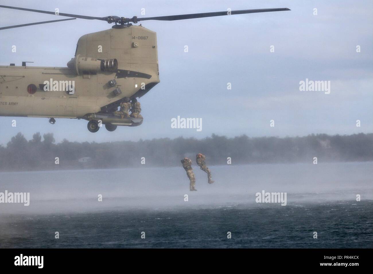 Soldiers of the 41st Engineer Battalion, 2nd Brigade Combat Team, 10th ...