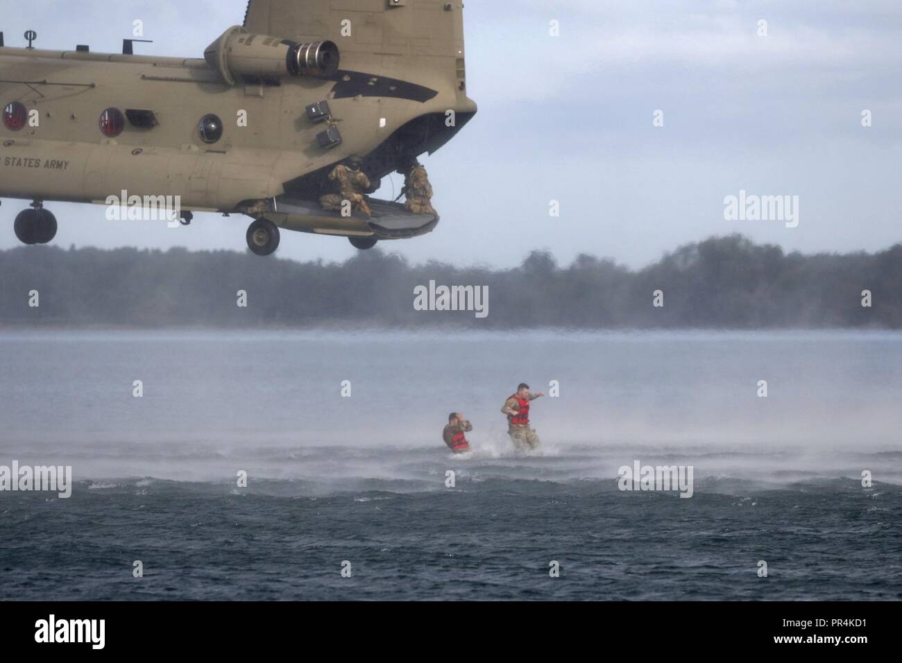 Soldiers of the 41st Engineer Battalion, 2nd Brigade Combat Team, 10th ...