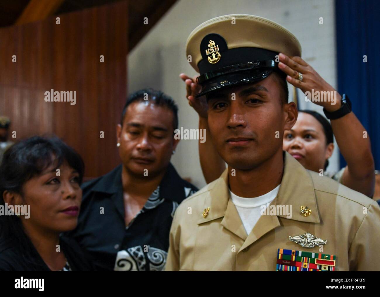 PEARL HARBOR (Sept. 14, 2018) Chief Hospital Corpsman Michael Aperto ...
