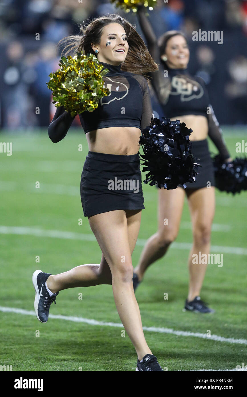 Boulder. 28th Sep, 2018. Colorado cheerleaders perfrom before the game ...