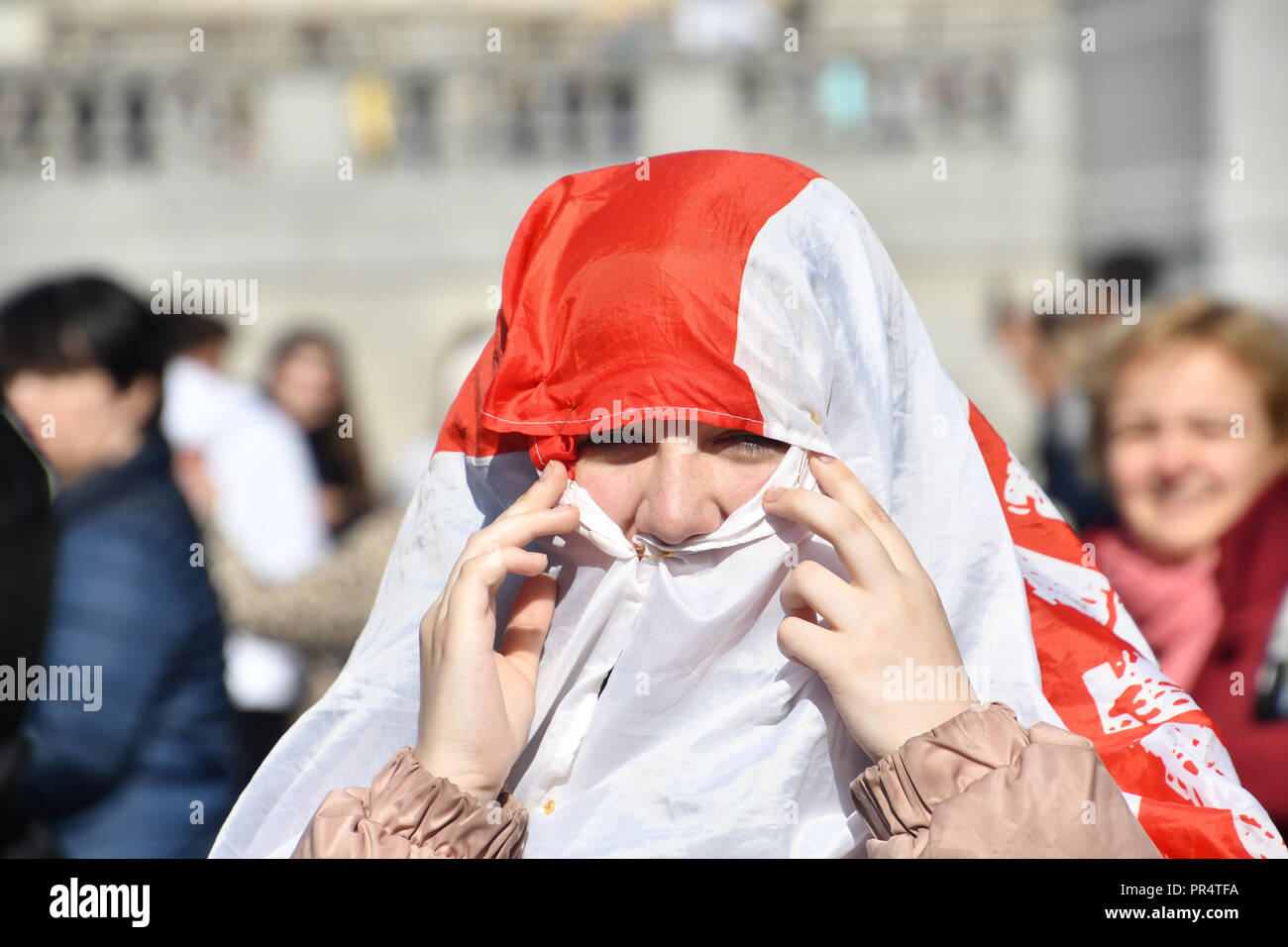White man wearing burka hi-res stock photography and images - Alamy