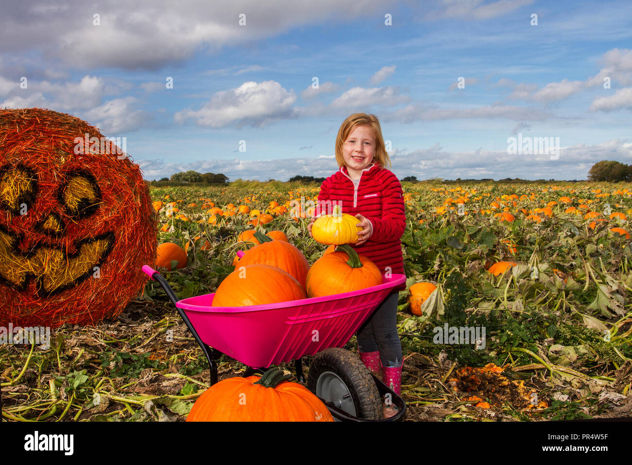 Hightown liverpool old hi-res stock photography and images - Alamy