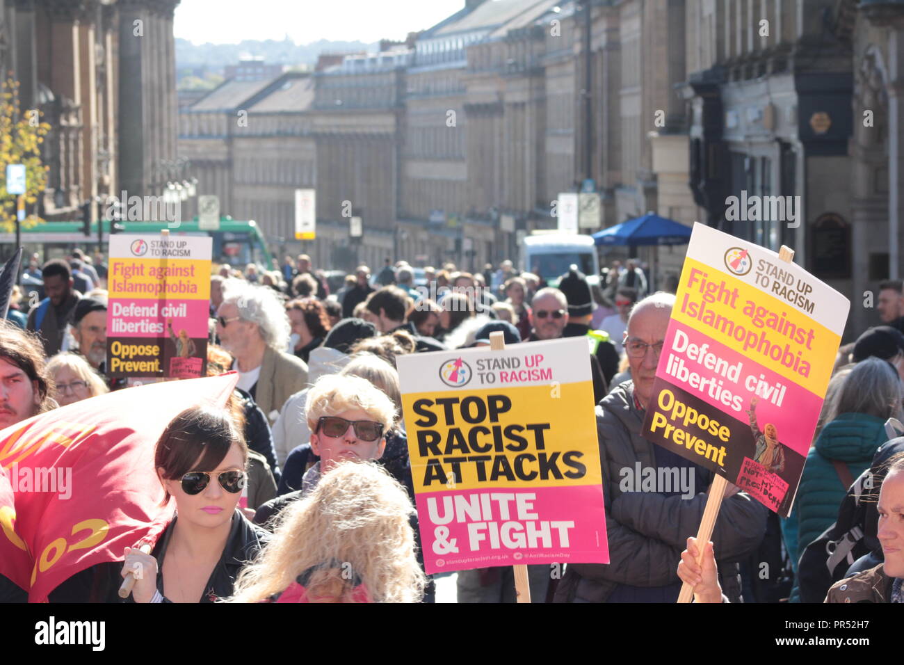 Yvonne ridley hi-res stock photography and images - Alamy